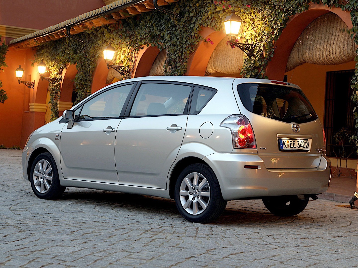 Toyota Corolla Verso - 7zitter.nl